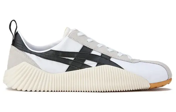 Onitsuka Tiger Acromount Mt Sneakers - White/black