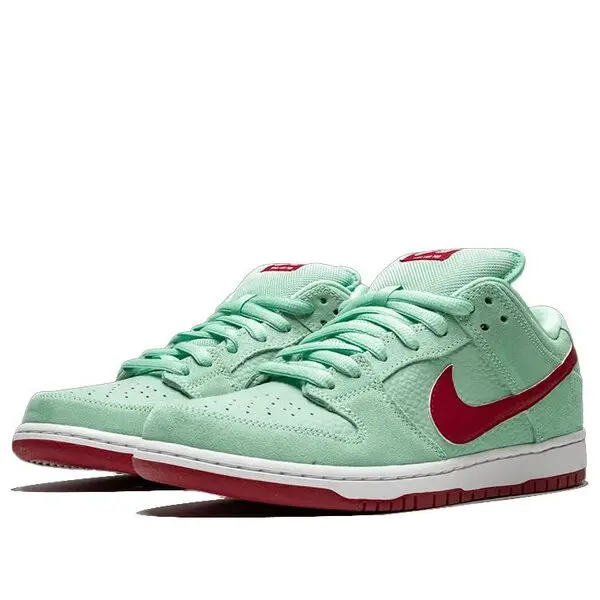 Nike Dunk Low Pro Sneakers