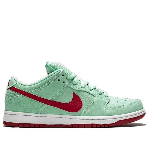 Nike Dunk Low Pro Sneakers - Green