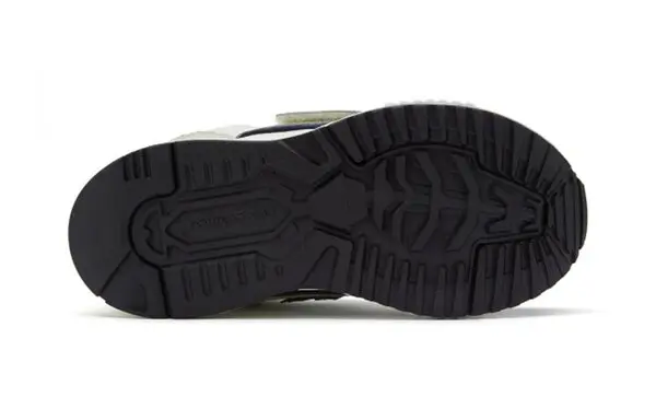 NEW BALANCE 530 Low Top Sneakers