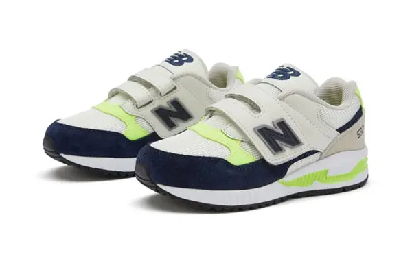 NEW BALANCE 530 Low Top Sneakers
