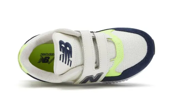 NEW BALANCE 530 Low Top Sneakers
