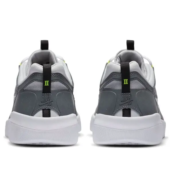 Nike Nyjah Free 2 Sb Sneakers - Grey