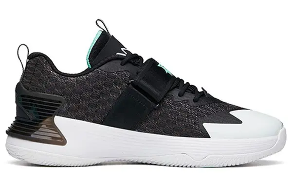 ANTA Sweep 3 Athletic Sneakers - Black/white