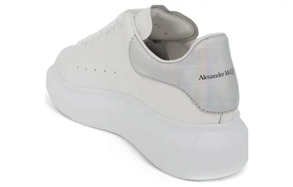 Alexander McQueen Oversized Sneakers - White/silver