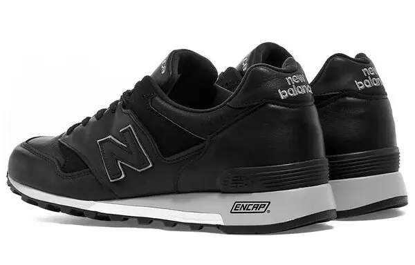 NEW BALANCE 577 Sneakers - Black