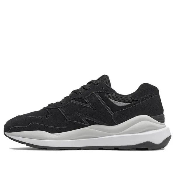 NEW BALANCE 57/40 Sneakers - Black/white