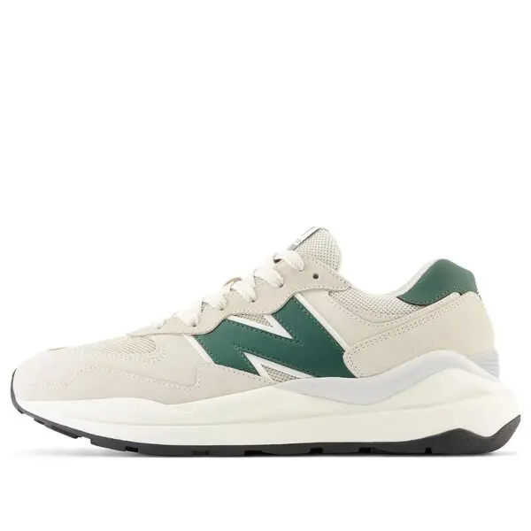 NEW BALANCE 57/40 Sneakers - Beige/green