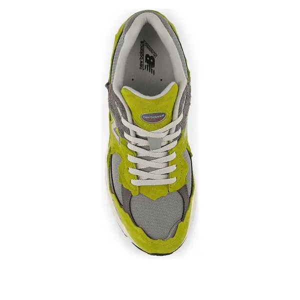 NEW BALANCE 2002r Protection Pack Sneakers - Sea Moss/raincloud