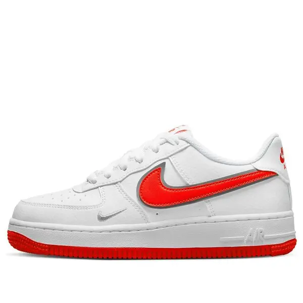 Nike Force 1 Se Low Top Sneakers