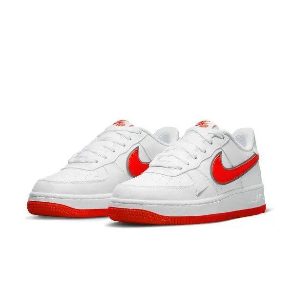 Nike Force 1 Se Low Top Sneakers