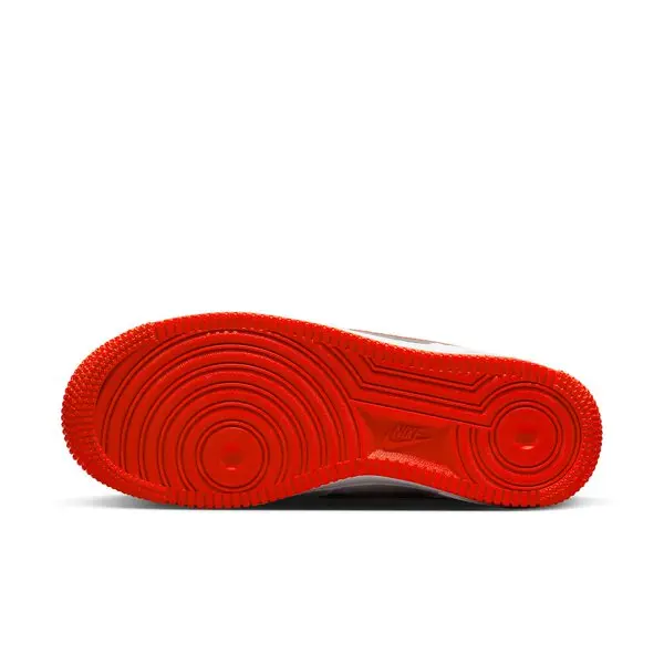 Nike Force 1 Se Low Top Sneakers