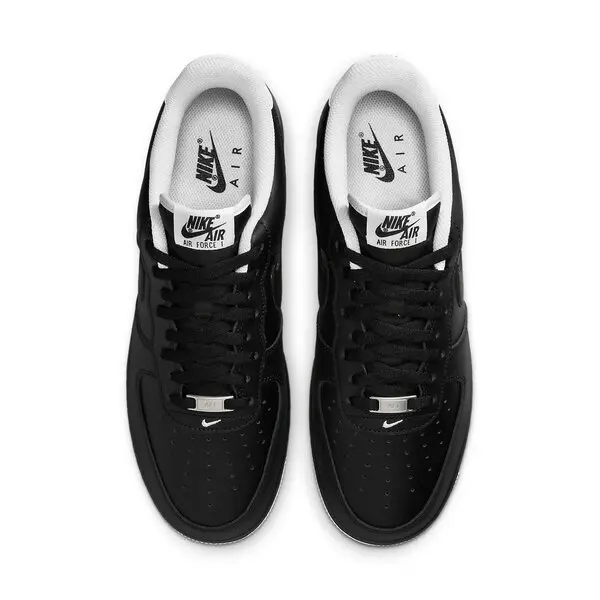 Nike Force 1 '07 Low Top Sneakers