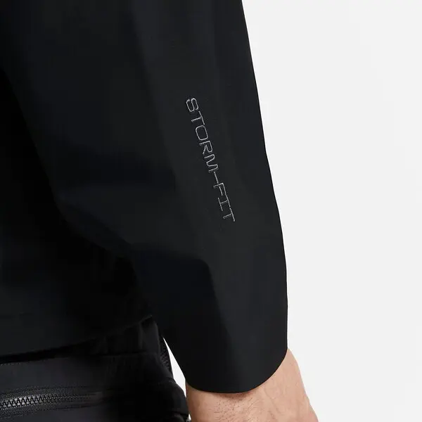 Nike X Cascade Rain Jacket