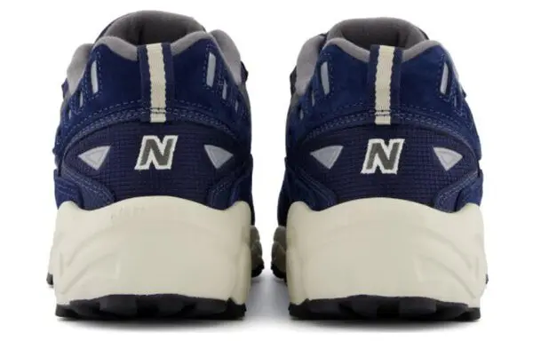 NEW BALANCE 703 Lace Up Sneakers - Dark Blue