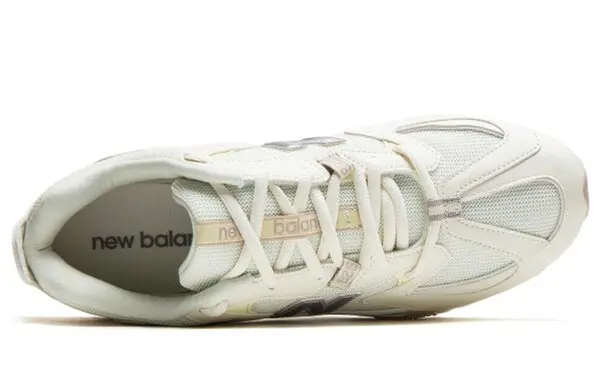 NEW BALANCE 828 Low Top Sneakers
