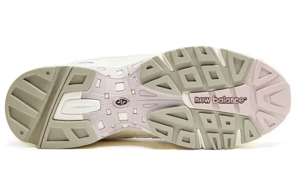 NEW BALANCE 828 Low Top Sneakers - White