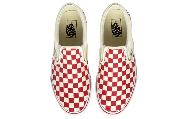 VANS Checkerboard Classic Slip-on Sneakers - Red/white