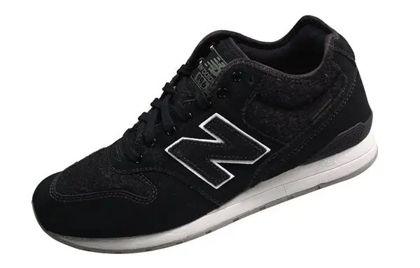 NEW BALANCE 996 Low Top Retro Sneakers - Black
