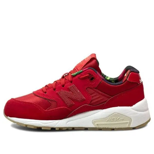 NEW BALANCE 580 Retro Low Top Sneakers - Red