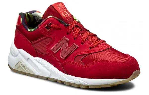 NEW BALANCE 580 Retro Low Top Sneakers - Red