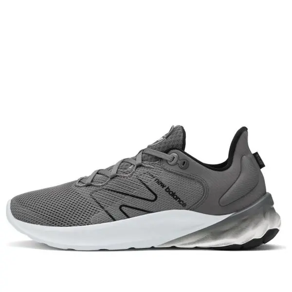 NEW BALANCE Fresh Foam Roav V2 Sneakers - Grey/black
