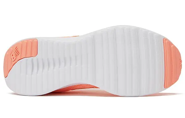 NEW BALANCE 635 Running Shoes