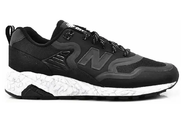 NEW BALANCE 580 Re-engineered Sneakers