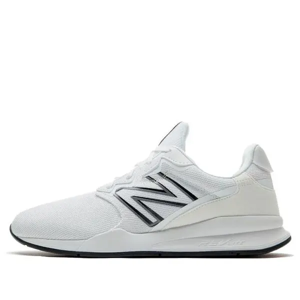 NEW BALANCE Low Top Sneakers - White/black