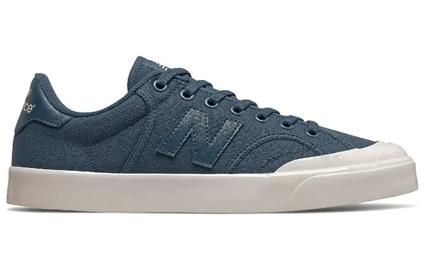 NEW BALANCE Pro Court Sneakers