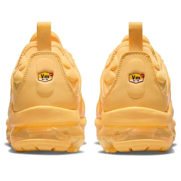 Nike Vapormax Plus Sneakers - Yellow