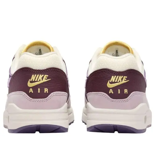 Nike Max 1 Sneakers - Dark Raisin/hydrangeas/light Violet Ore
