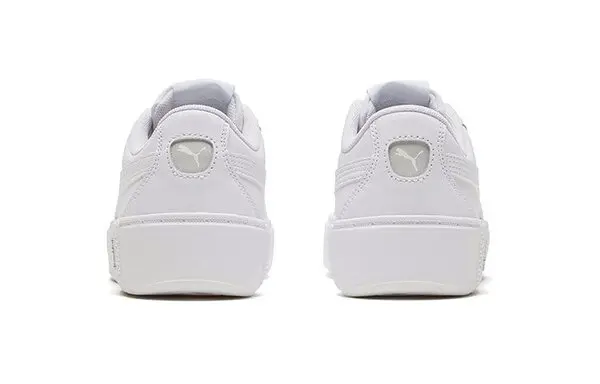 PUMA Smash Platform V2 Sneakers - White/silver