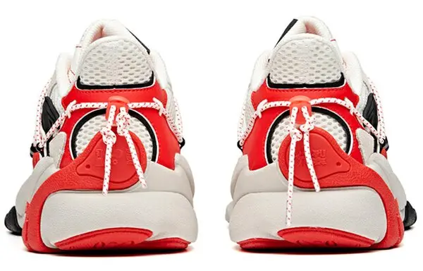 ANTA Split Low Sneakers
