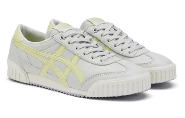 Onitsuka Tiger Machuation Sneakers