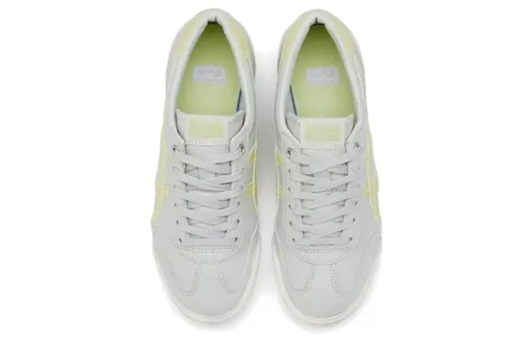 Onitsuka Tiger Machuation Sneakers