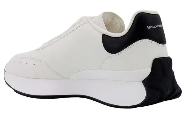 Alexander McQueen Sprint Runner Sneakers - Black/white