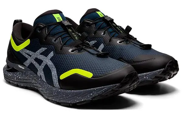 Asics Cumulus 23 Low Top Sneakers