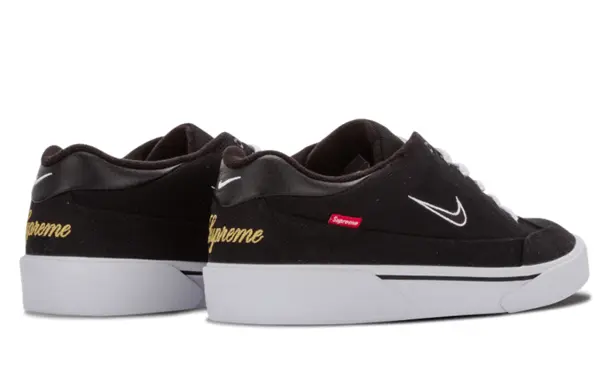 Nike X Supreme Sb Gts Qs Sneakers