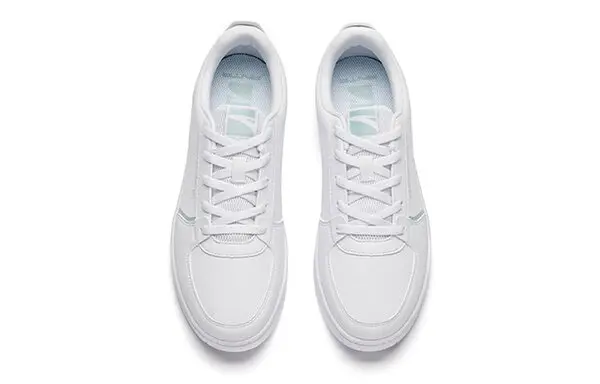 ANTA Skateboarding Series Sneakers