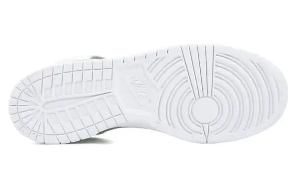 Nike Dunk High Premium "glow In The Dark" Sneakers - White/green