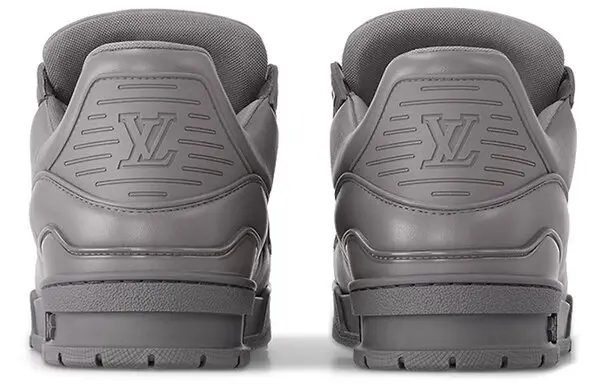 LOUIS VUITTON Trainer Sneakers