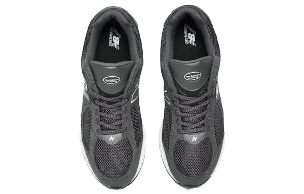 NEW BALANCE 2002r "magnet " Sneakers - Black