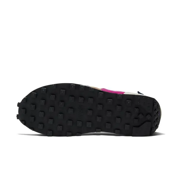 Nike Daybreak Type "cactus Flower" Sneakers - Rose