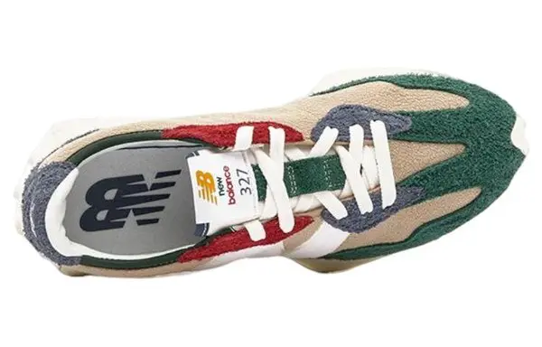 NEW BALANCE 327 Sneakers - Cream/white
