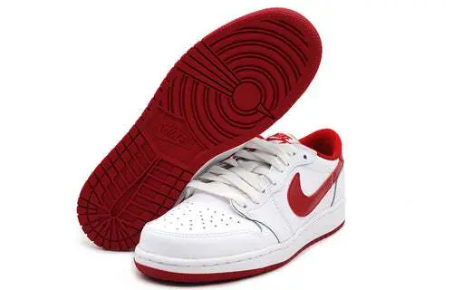 JORDAN 1 Retro Low "varsity Red" Sneakers - White