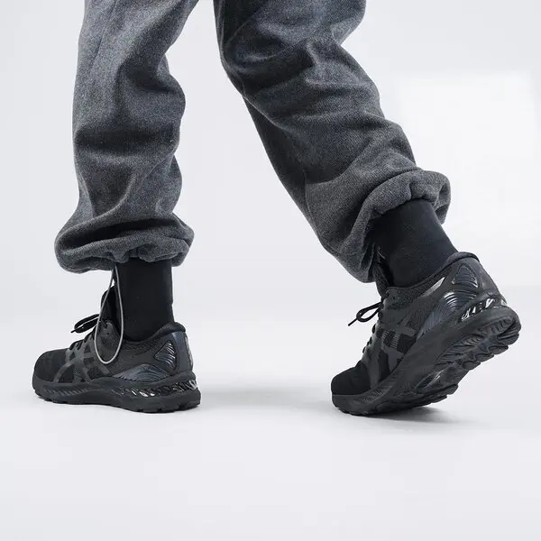 Asics Gel-nimbus 23 Low Top Sneakers - Black