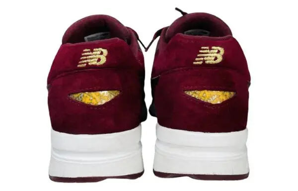 NEW BALANCE Ubiq X 1600 "english Crown" Cm1600cr Sneakers - White/red