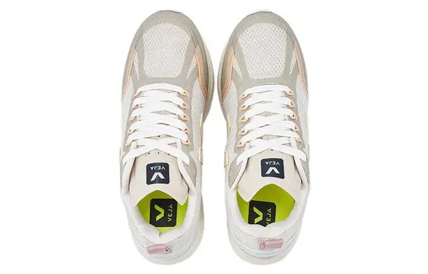 VEJA Condor 2 Sneakers - Cream