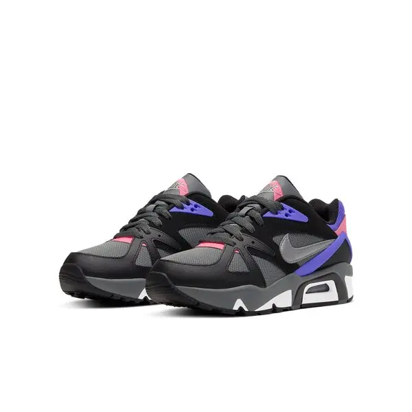 Nike Zoom Structure Sneakers